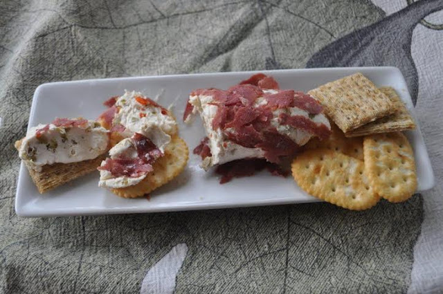 The Friday Friends: Friday Friend Recipe #97- Dried Beef Log