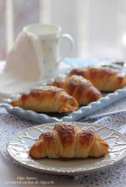 CROISSANTS CON MASA MADRE Y PREFERMENTO - LA NUEVA COCINA DE OLGUICHI