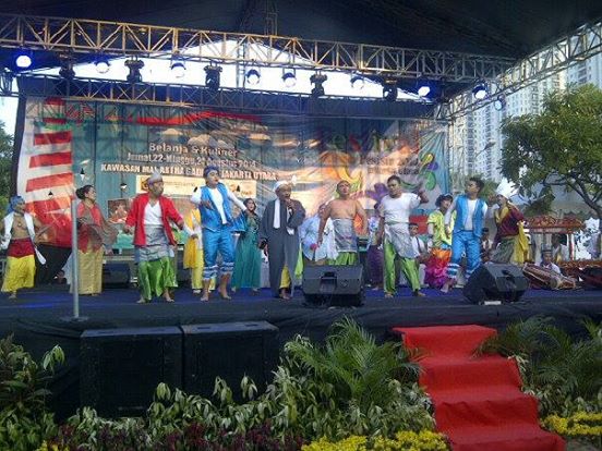 LENONG DENES JAKARTA UTARA: KESENIAN BETAWI LENONG