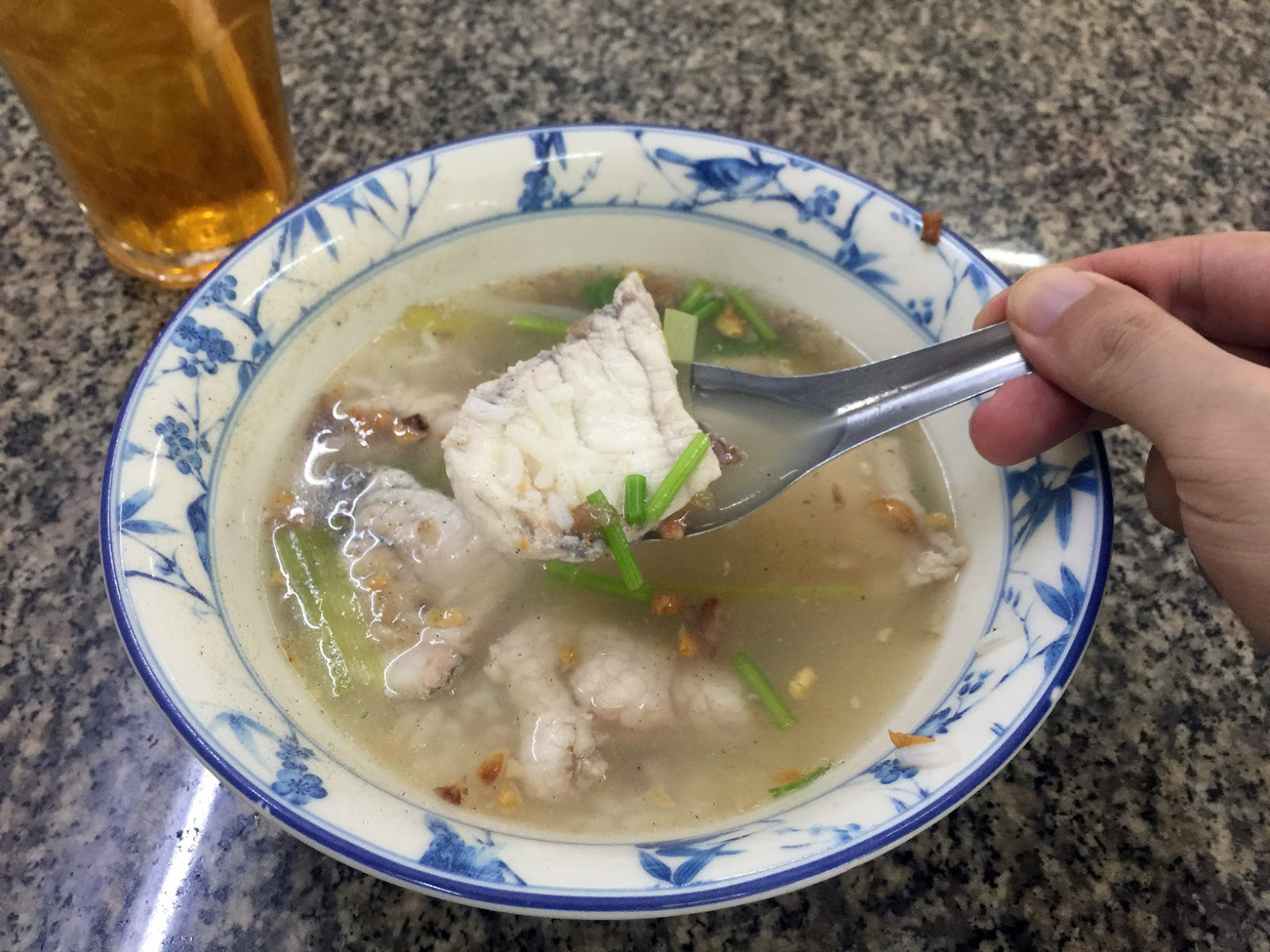 慢遊泰國 | : Khao Tom Pla Gimbo ข้าวต้มปลากิมโป้
