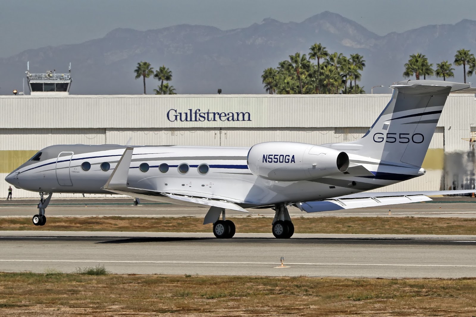 Aero Pacific Flightlines: Gulfstream G550 (c/n 5556) N550GA, ex N556GD