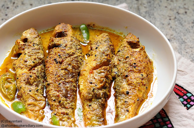 Bata Macher Jhal (Labeo bata in mustard gravy) - A Homemaker's Diary