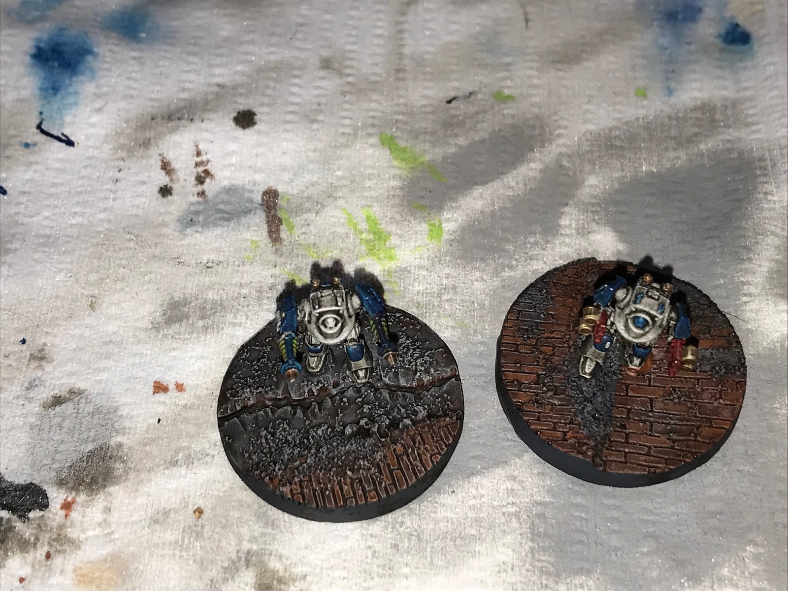 The mountain of lead and gamer's A.D.D.: 30K HH World Eaters "Jet Bikes"