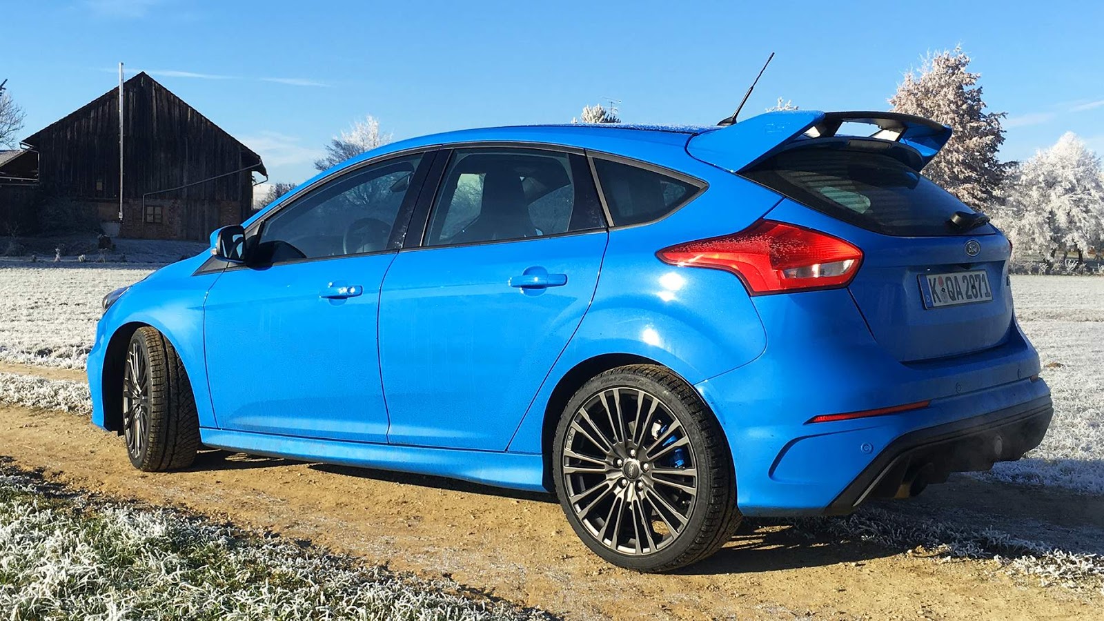 Ford Focus RS 2017: teste-drive, avaliação e detalhes - vídeo