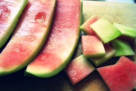 11 Khasiat Kulit Semangka Untuk Kesehatan Dan Kecantikan | Khasiat