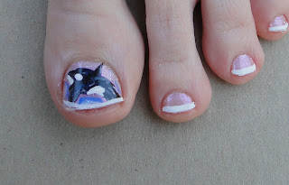 WeeklyWackyNails: Orca/Killer Wale Nail Art (Pedicure)