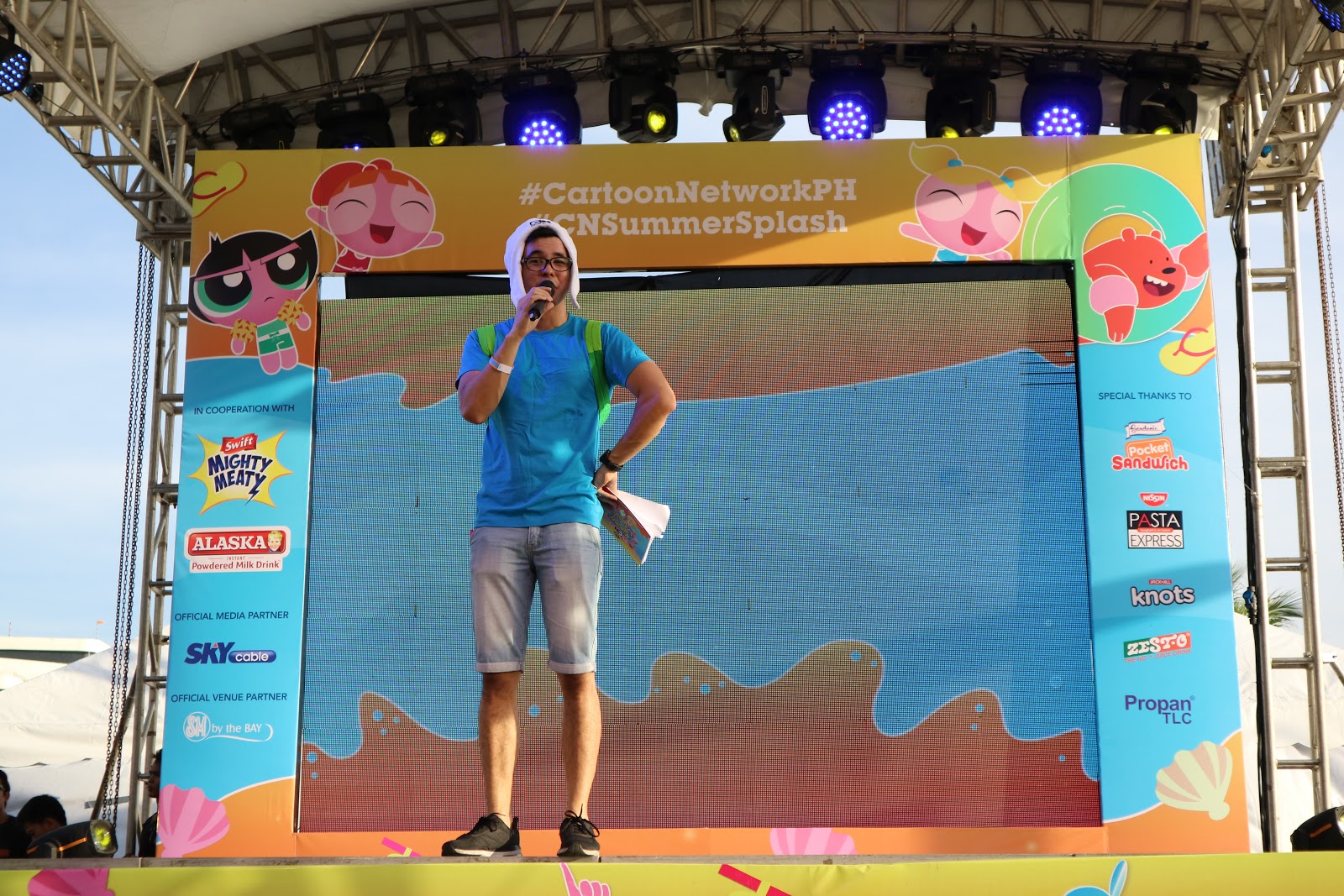 Cartoon Network Summer Splash! - ARTSY FARTSY AVA