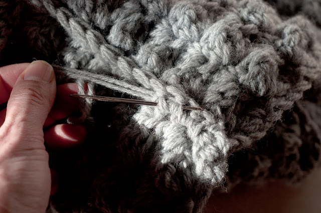 Aesthetic Nest: How to Crochet 7: Weaving In the Ends (Tutorial)
