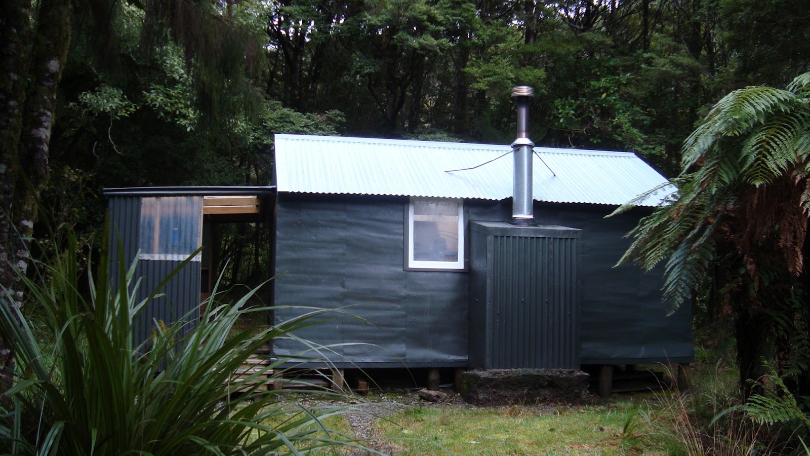Tramping: Tararua Forest Park Hut List