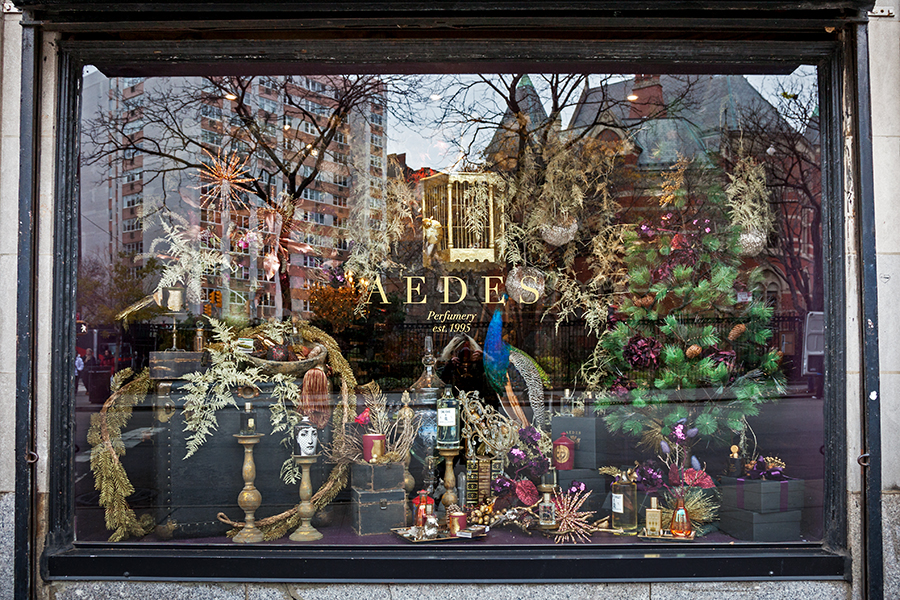 James and Karla Murray Photography: Storefront Christmas Windows of the ...