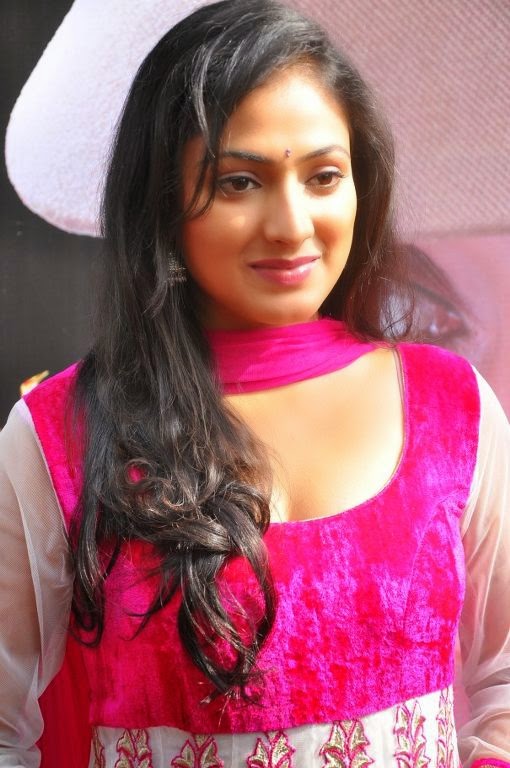 Haripriya Latest Photo Gallery - Latest Movie Updates, Movie Promotions ...