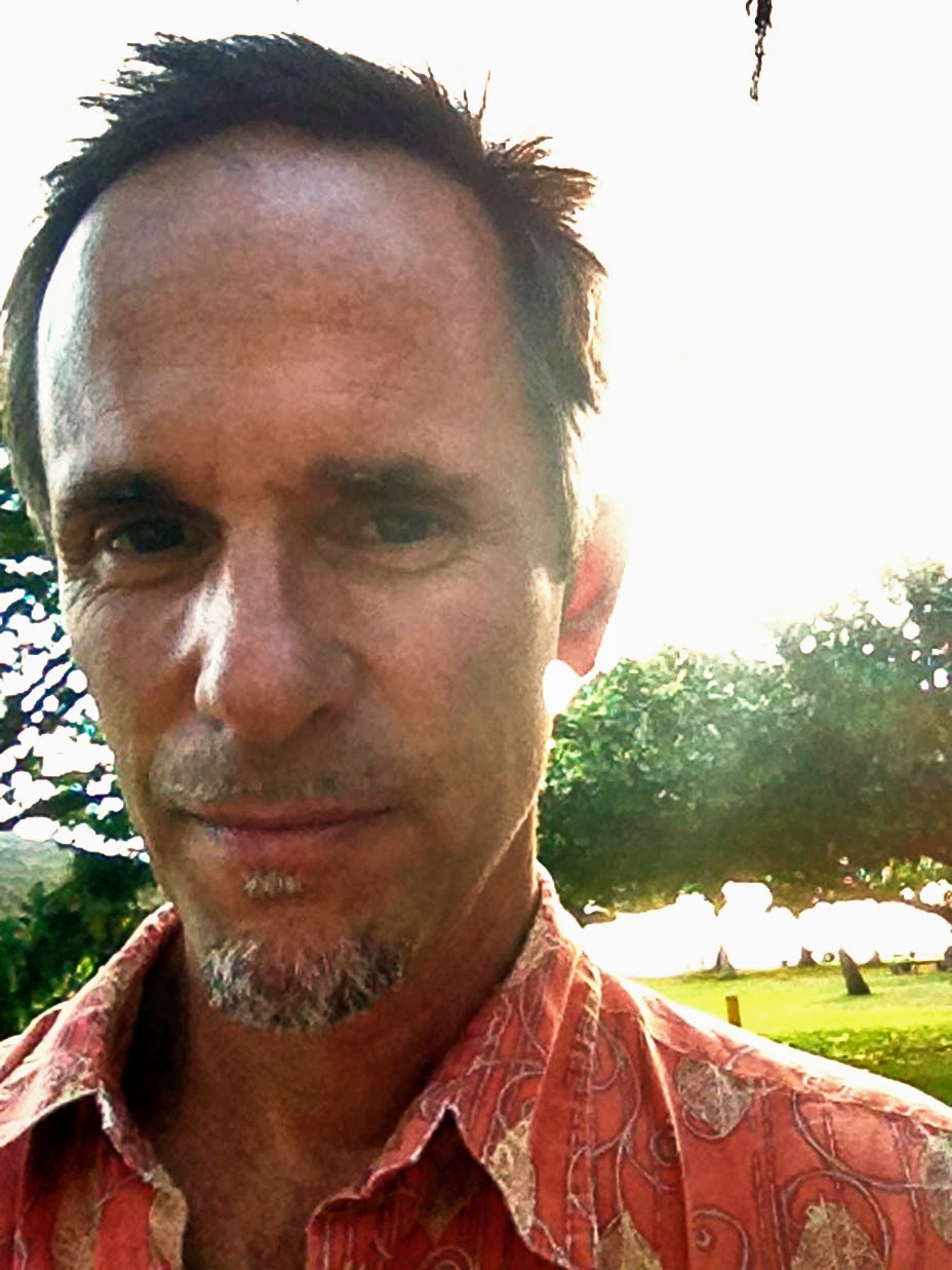 BooksChatter: ℚ♫ Smuggler - Nicholas Fillmore