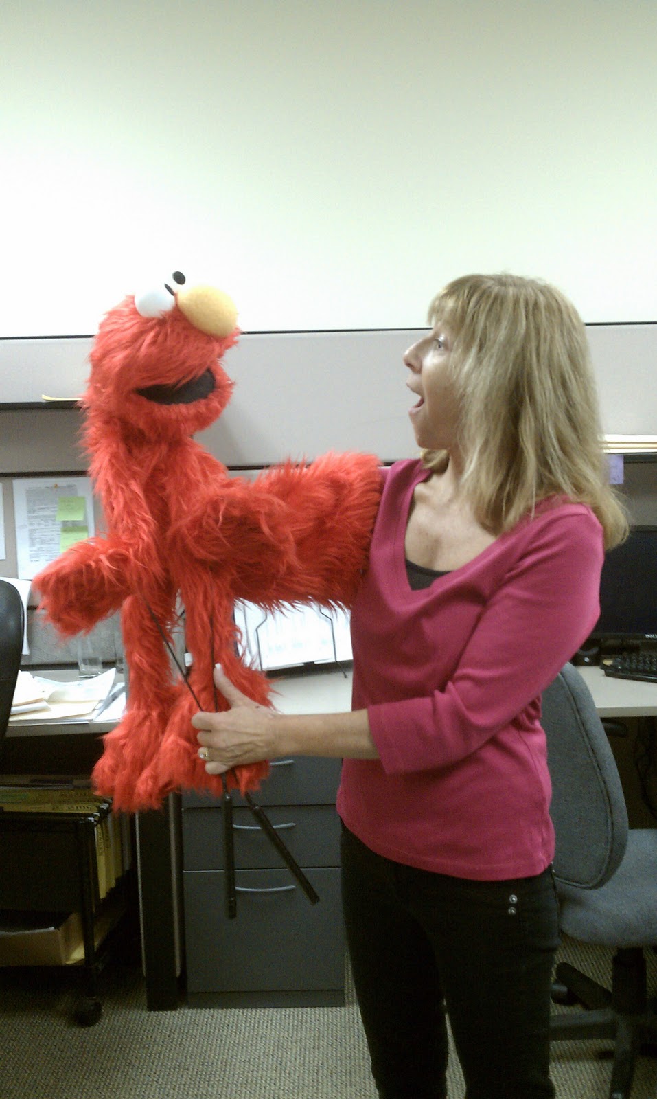 J&W's Wicked Puppet Factory: Elmo 2.0 comes to work!!!