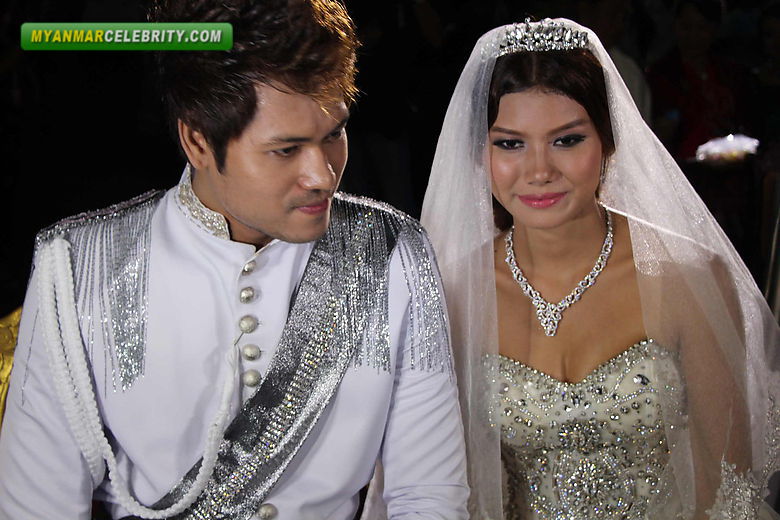 Myanmar News Links: Well-Known Singer Chan Chan & Phone Thike's Wedding ...