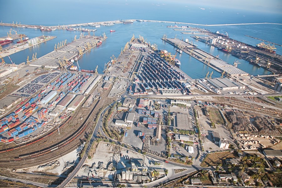 Amazing Romania: PORT OF CONSTANTA