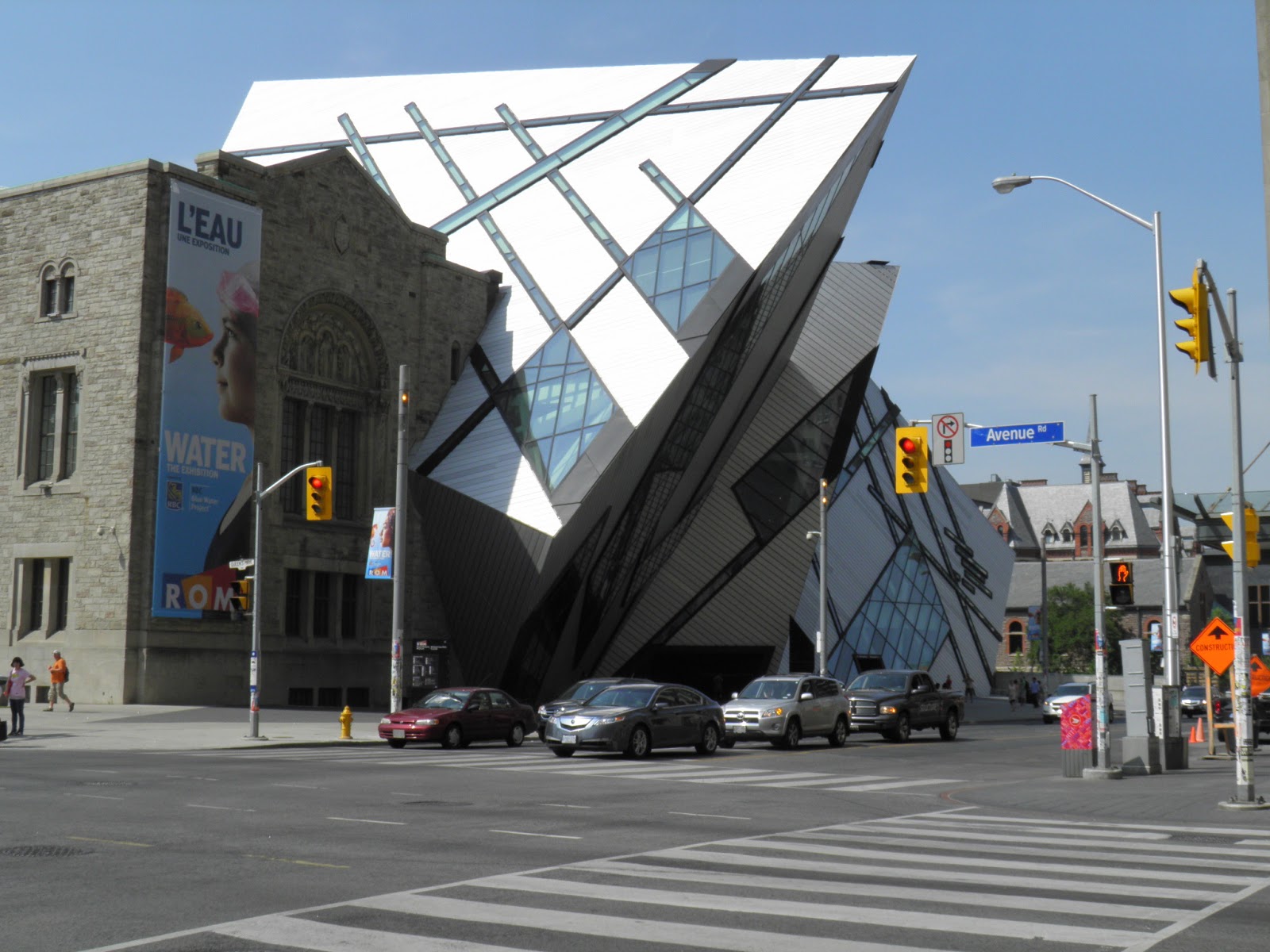 NOSSO OLHAR: ROM - Royal Ontario Museum
