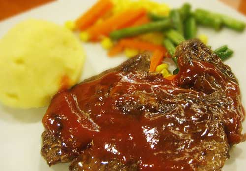 Resep Bistik Daging Sapi Enak dengan Bumbu Istimewa