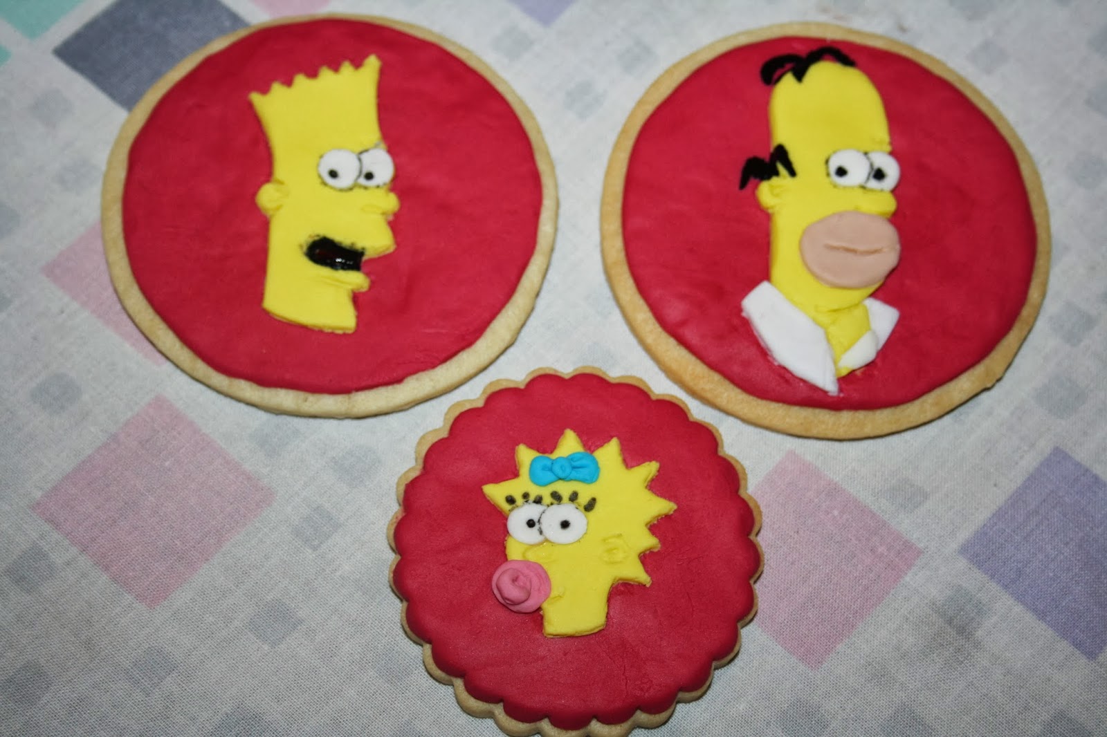 Mis ratillos dulces.: GALLETAS DE SIMPSONS.