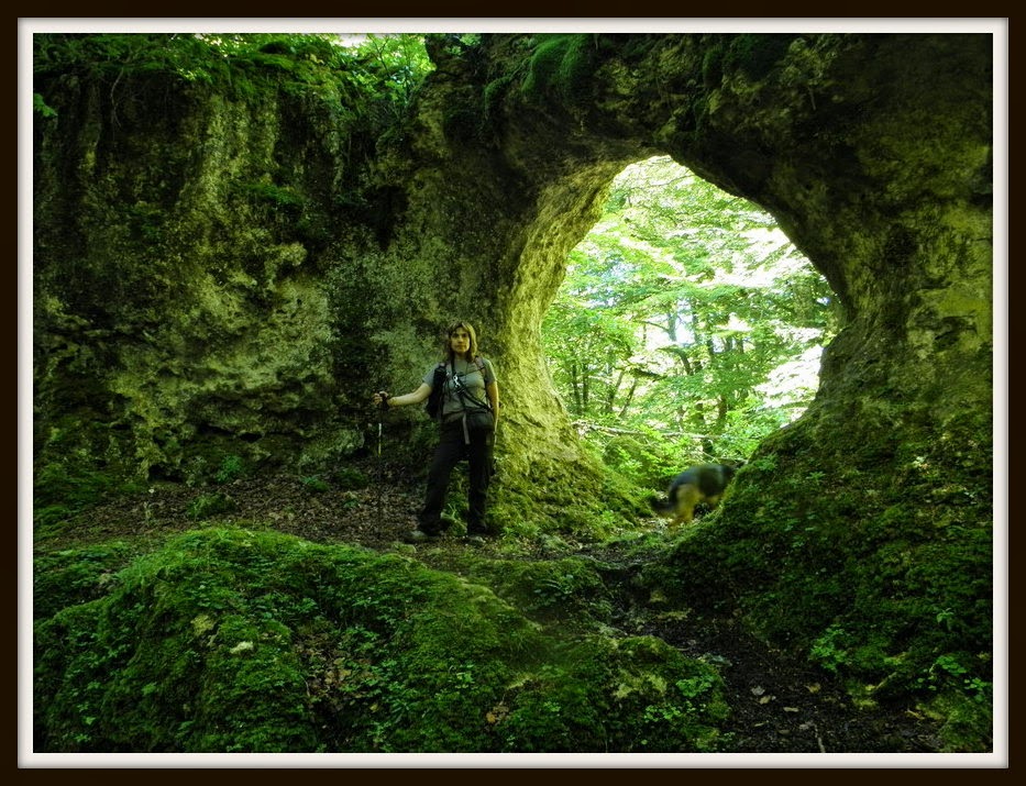 CAMINANDO POR LAS MONTAÑAS Y TODAS SUS BELLEZAS