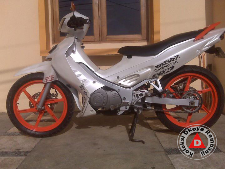 D'KOYA REMBANG: MODIFIKASI SUZUKI SATRIA R 120
