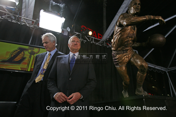 Ringo Chiu Photography: Jerry West statue unveiled outside Staples Center