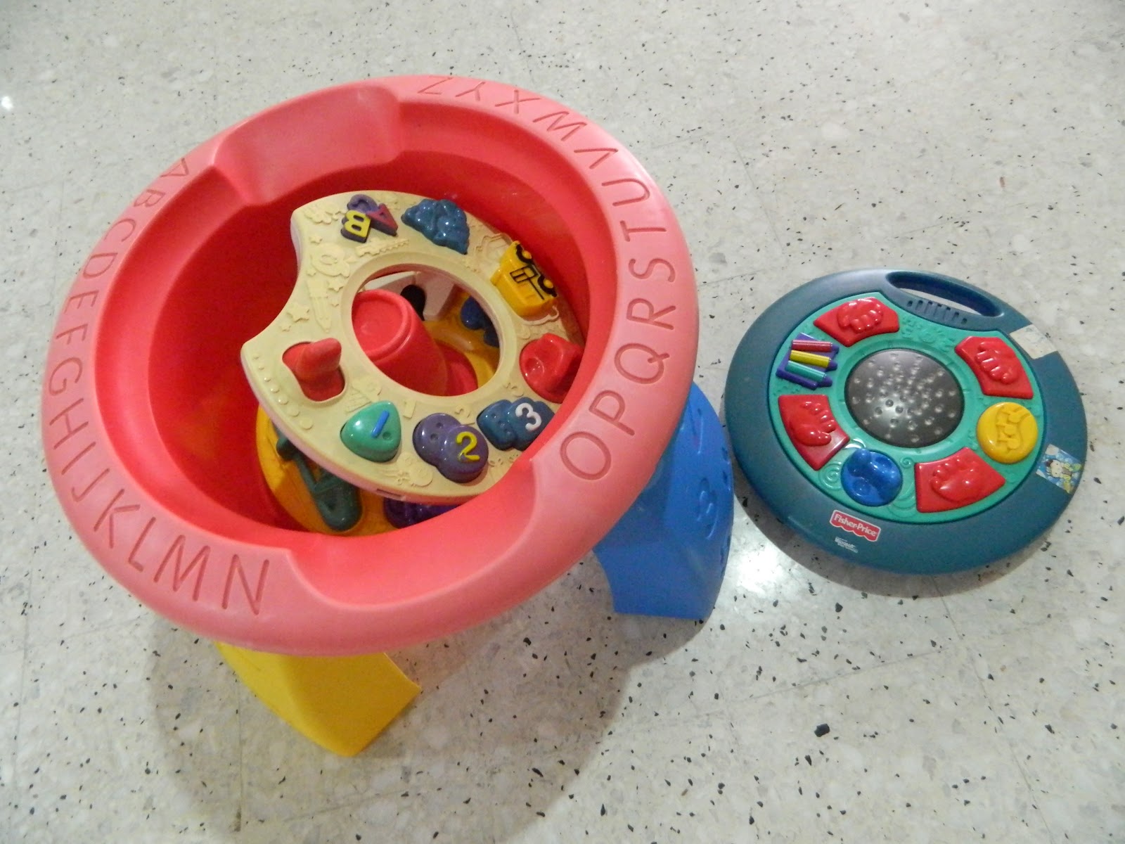 Save On Toys!: Fisher-Price Intelli-table (Microsoft Smart Technology)