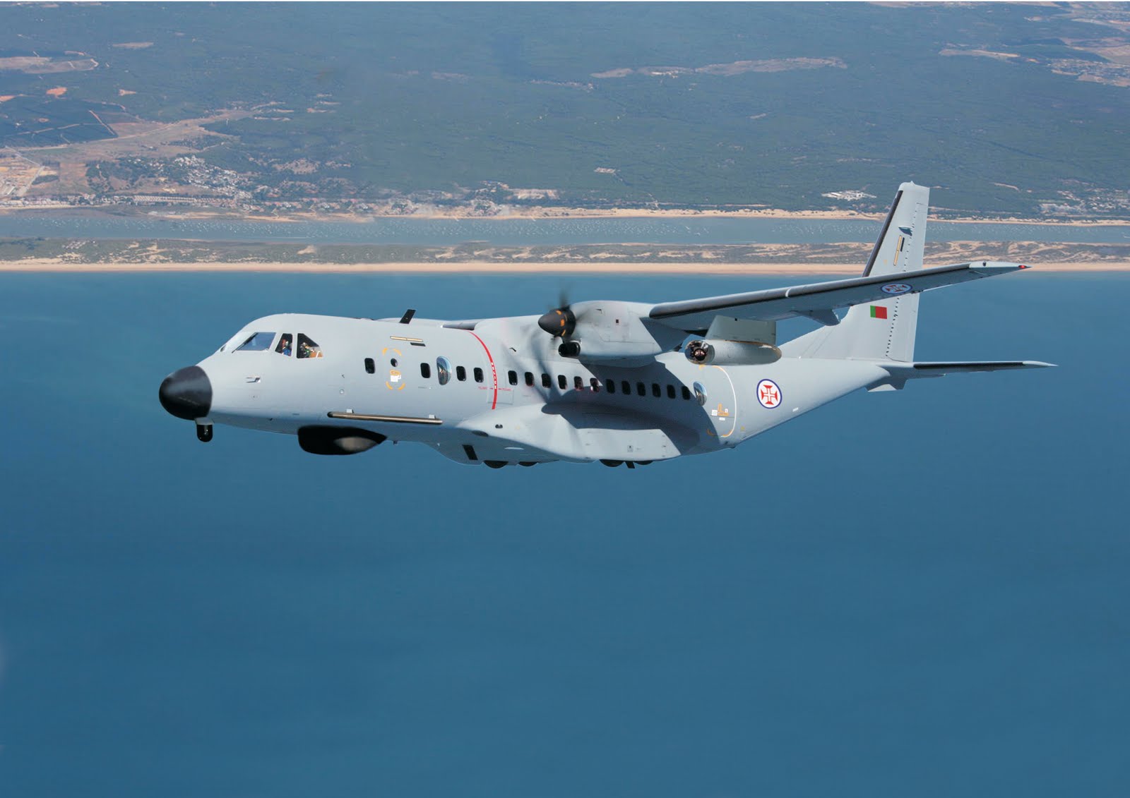 Berita HanKam: PT DI Gandeng EADS-CASA Produksi Pesawat C295