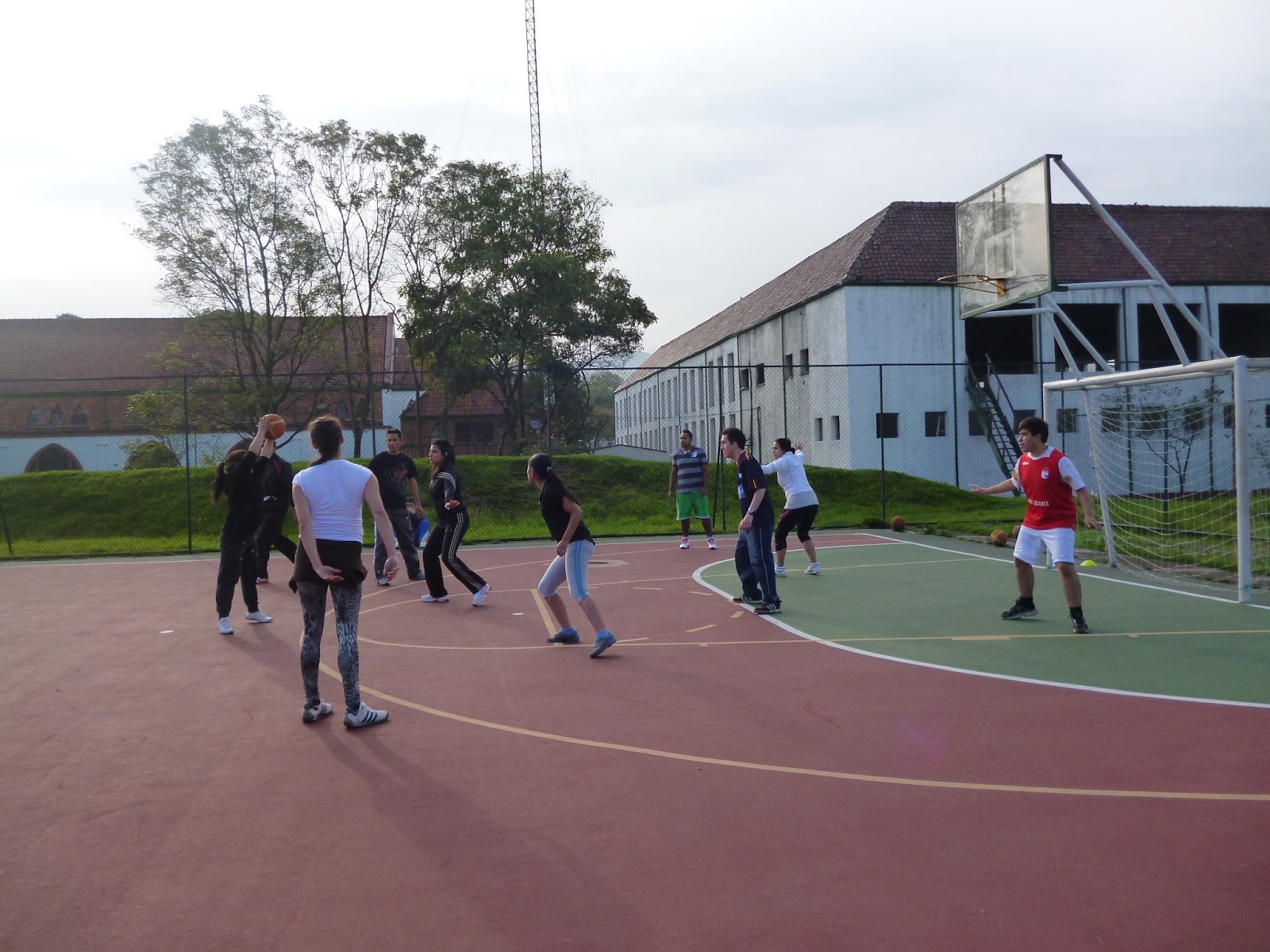BALONCESTO : DEFENSA EN ZONA Y MIXTA