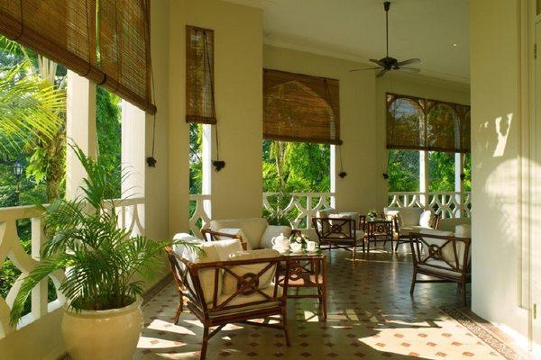 Propnomicon: Lost Carcosa and the Yellow Sign