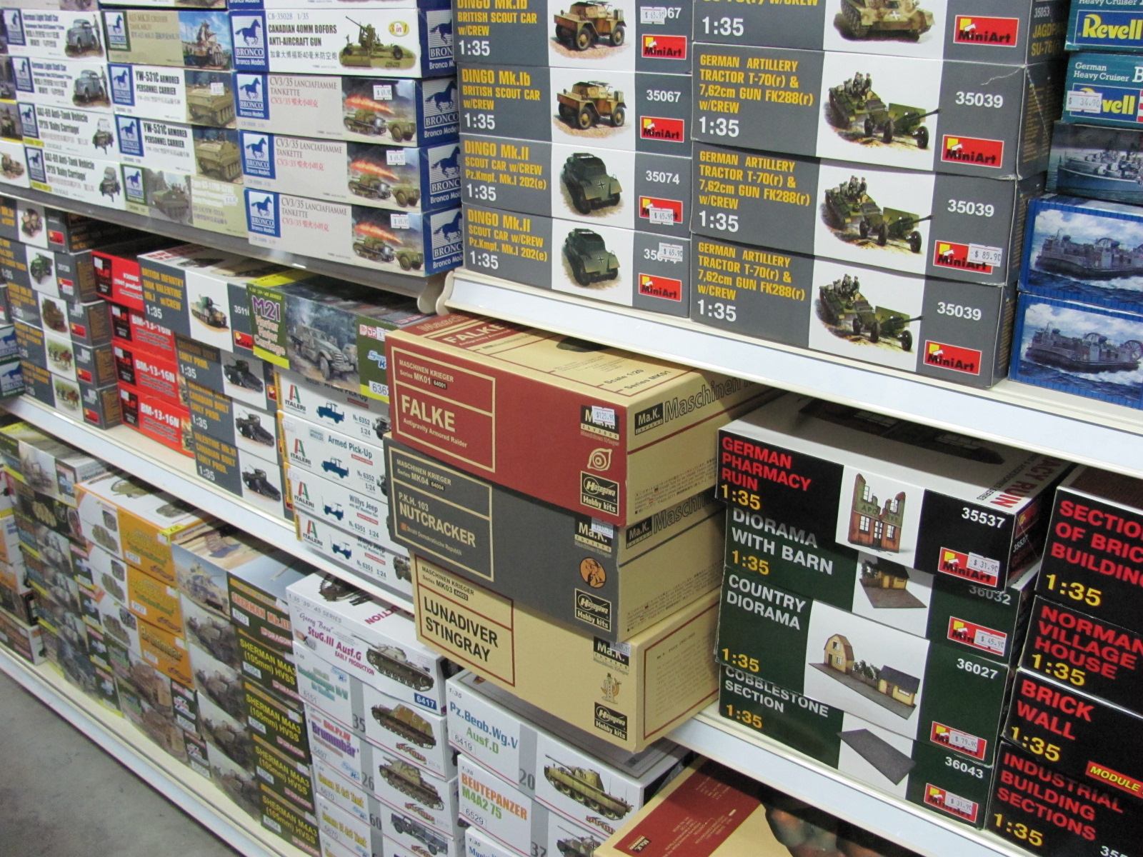 Singapore Scale Modelling: Miniature Hobby