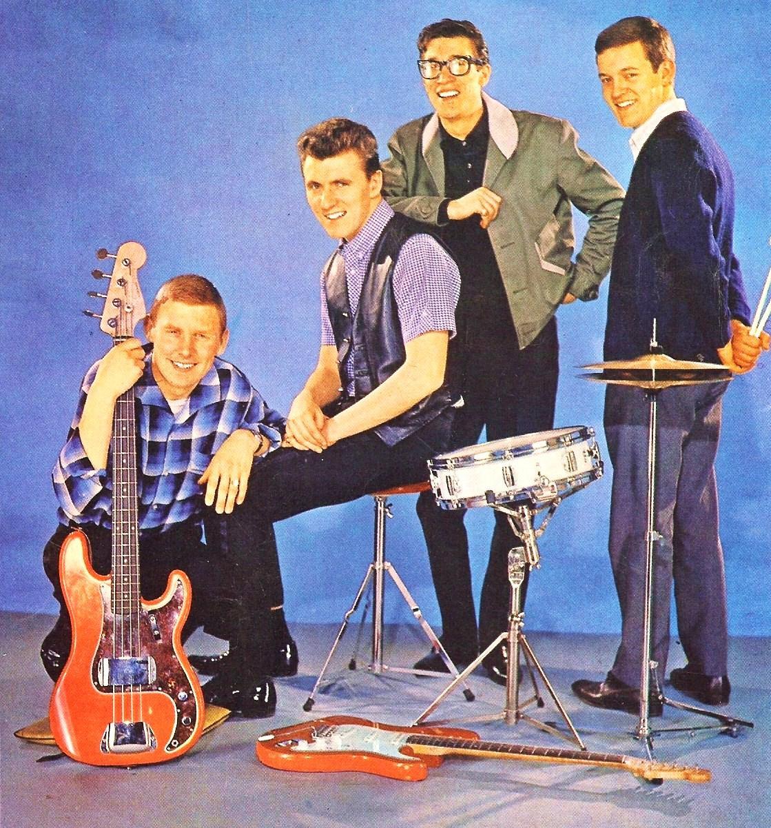 El Arca de Noelio: THE SHADOWS