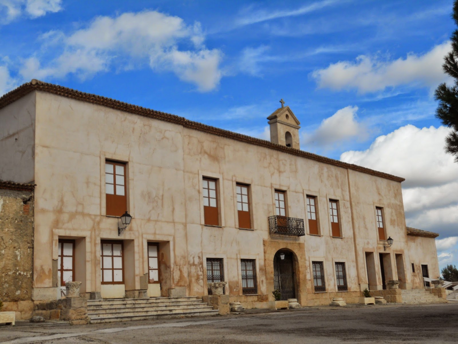 Historia y Genealogía: Santurario de Nuestra Señora de Riansares ...