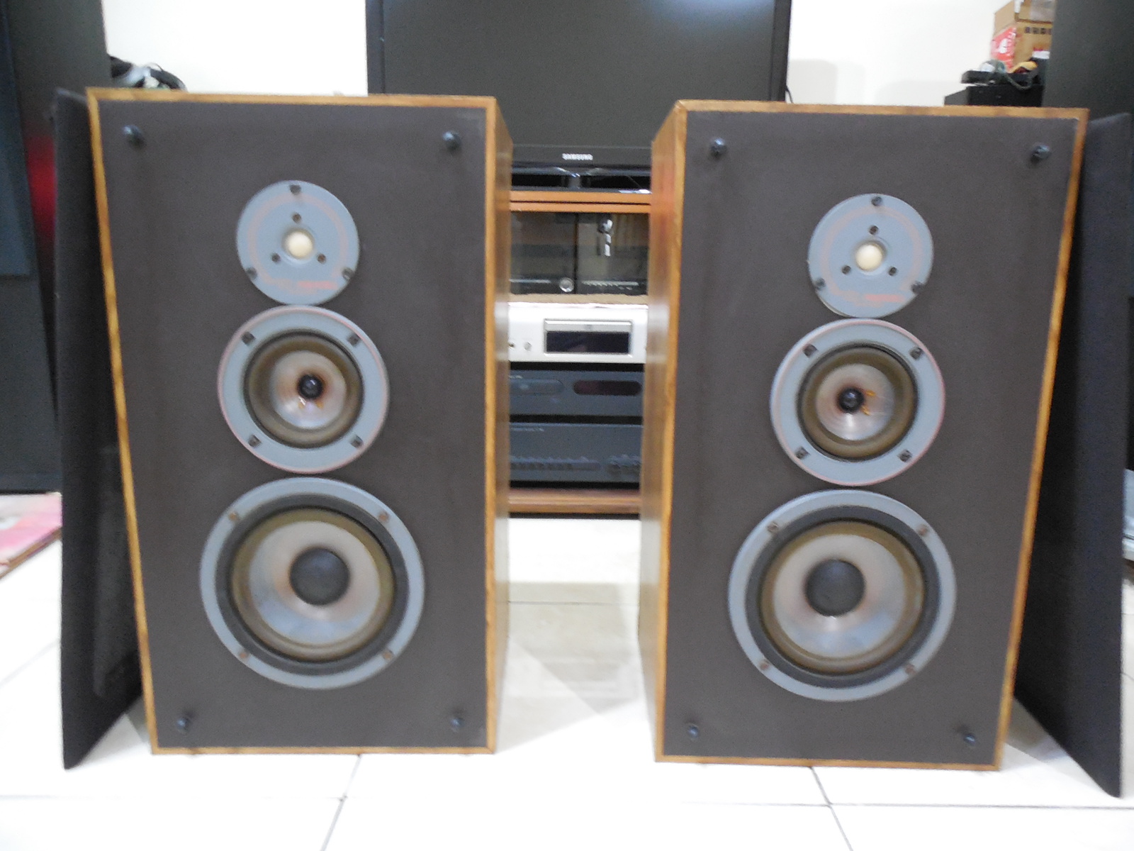 all about audio: Speaker Infinity Reference RS8a made in usa