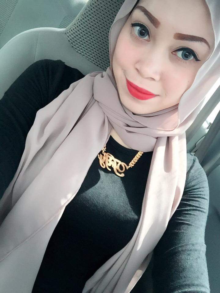 Pesona Cewek Jilbab Montok Bagian 4 - Bidadari Cantik