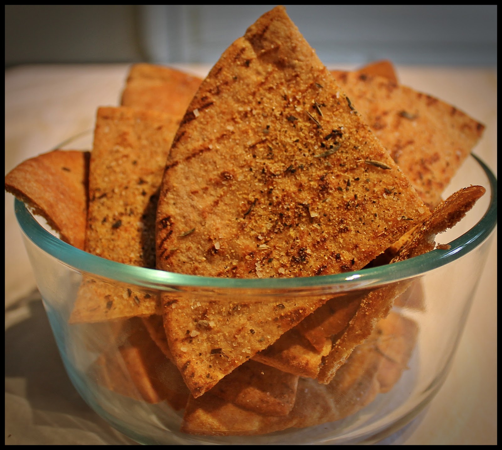 Sandra's Alaska Recipes: SANDRA’S BAKED WHOLE-WHEAT HERB PITA CHIPS