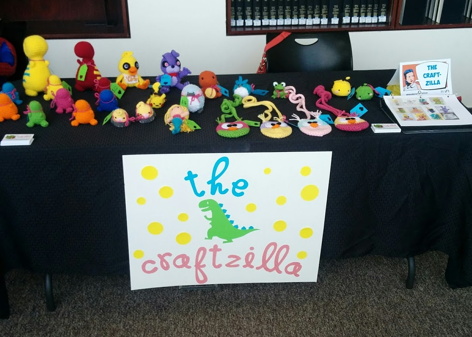 The Craftzilla: Birds and Booths