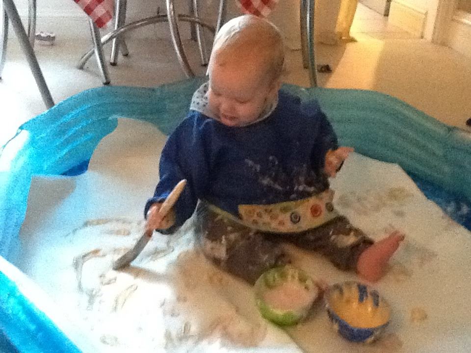 Very Messy Mummy: Baby Messy Play