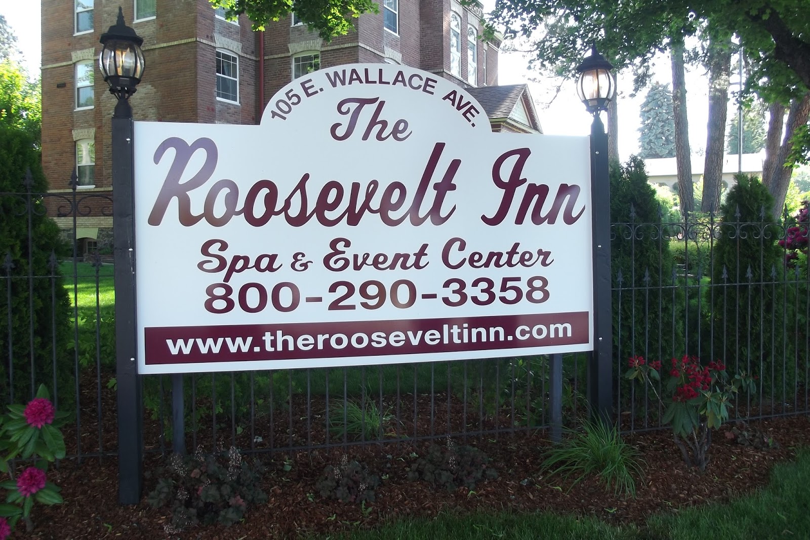 Lindsay Is A Lifetime Member: The Roosevelt Inn