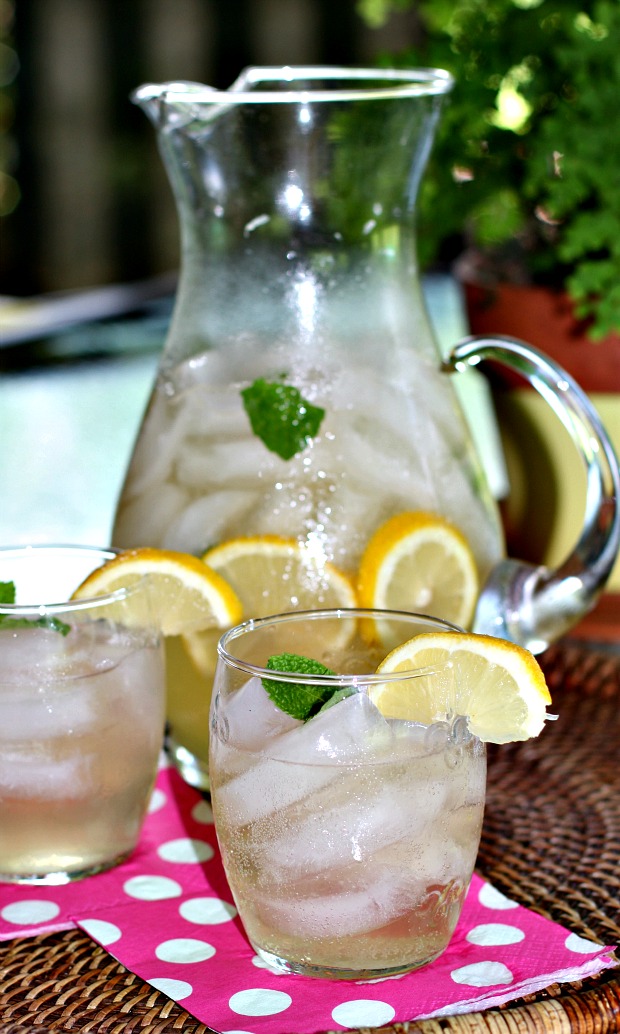 Recipes For Divine Living: Sparkling Ginger Lemonade