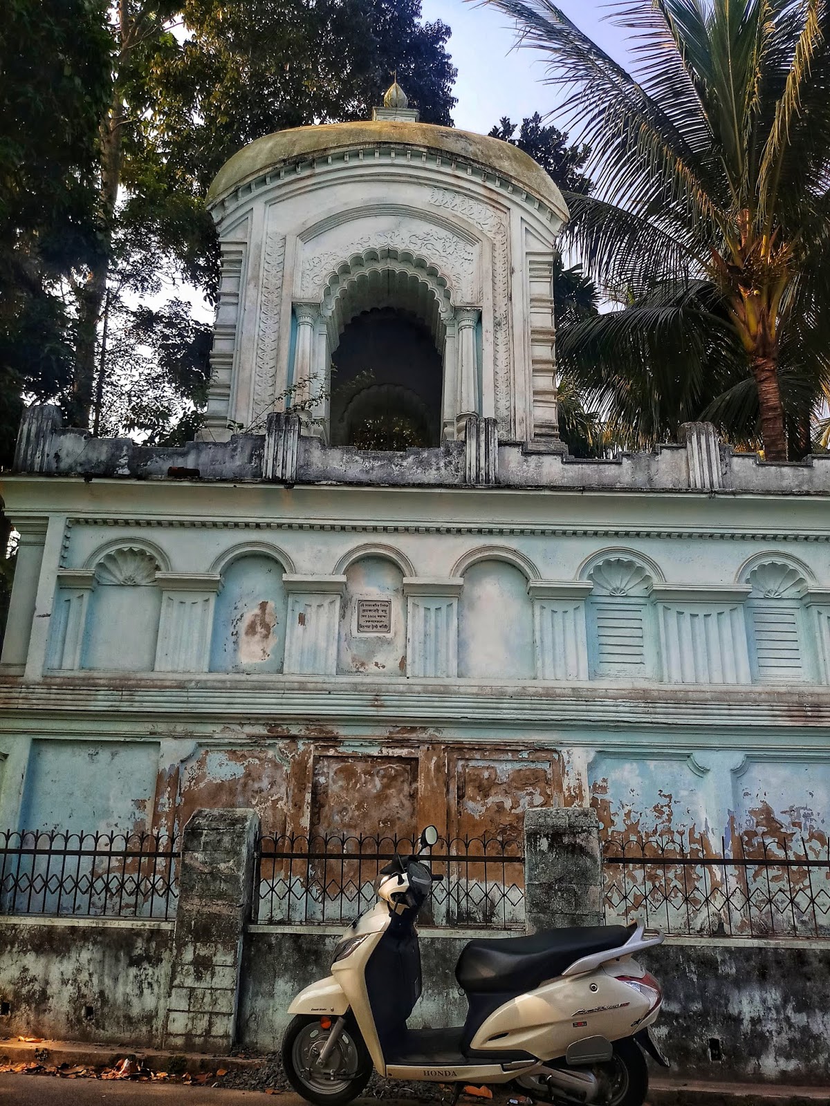 wanderlust: History Heritage and Temples of Joynagar