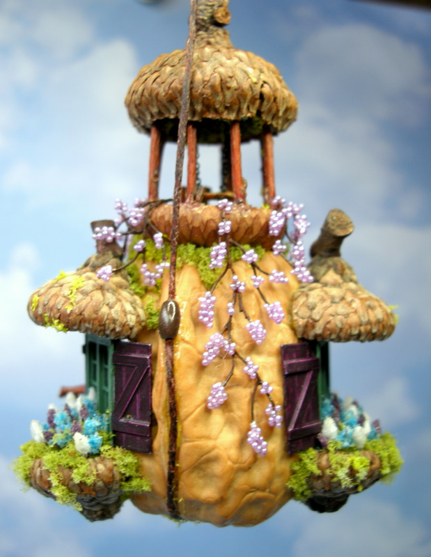 Kilmouski & Me: 'Nuttycrest'...... Nutshell House