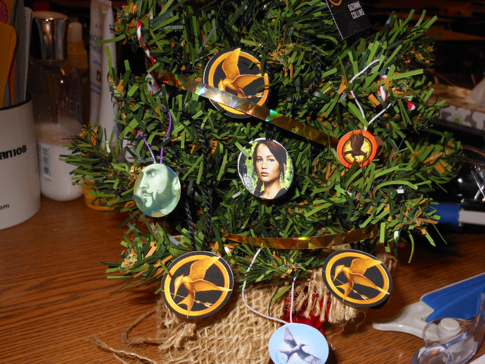 Hunger Games Lessons: Hunger Games Christmas Tree