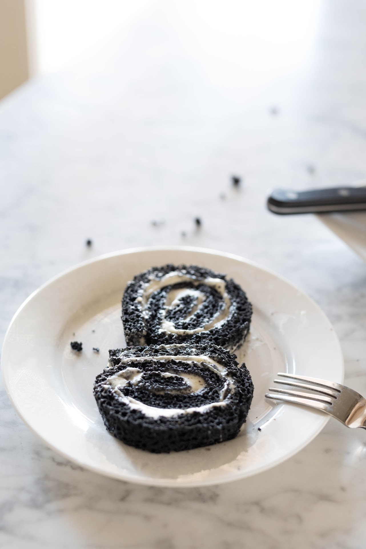 Black Sesame Cake Roll