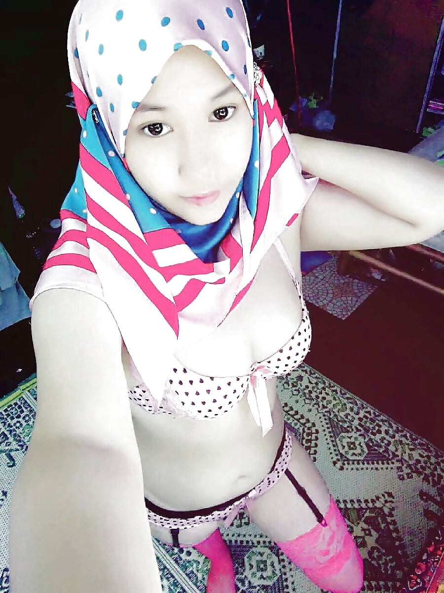 Foto ABG Jilbab Kecil Kecil Berani Buka | Skandal Foto Bokep ABG | Situs Film Porno dan Foto ...