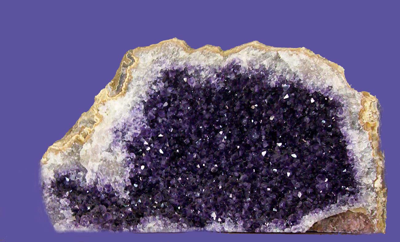 El Baúl Mágico: AMATISTA PROPIEDADES MÁGICAS Y PARA LA SALUD.Parte 1