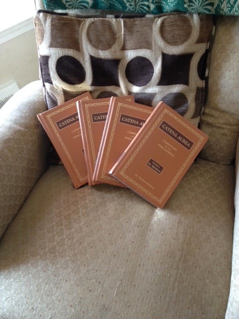 Catholic Bibles: Review: Catena Aurea by Baronius Press