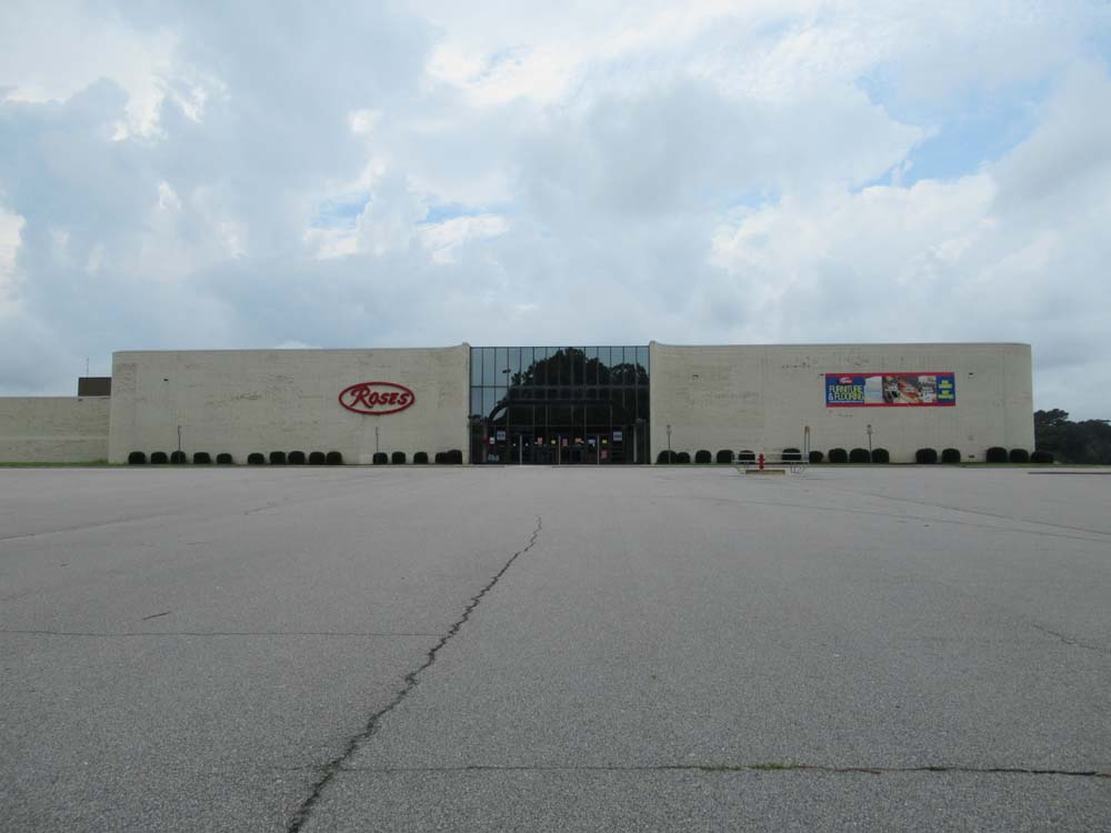 Sky City: Retail History: Parkwood Mall/Wilson Mall: Wilson, NC