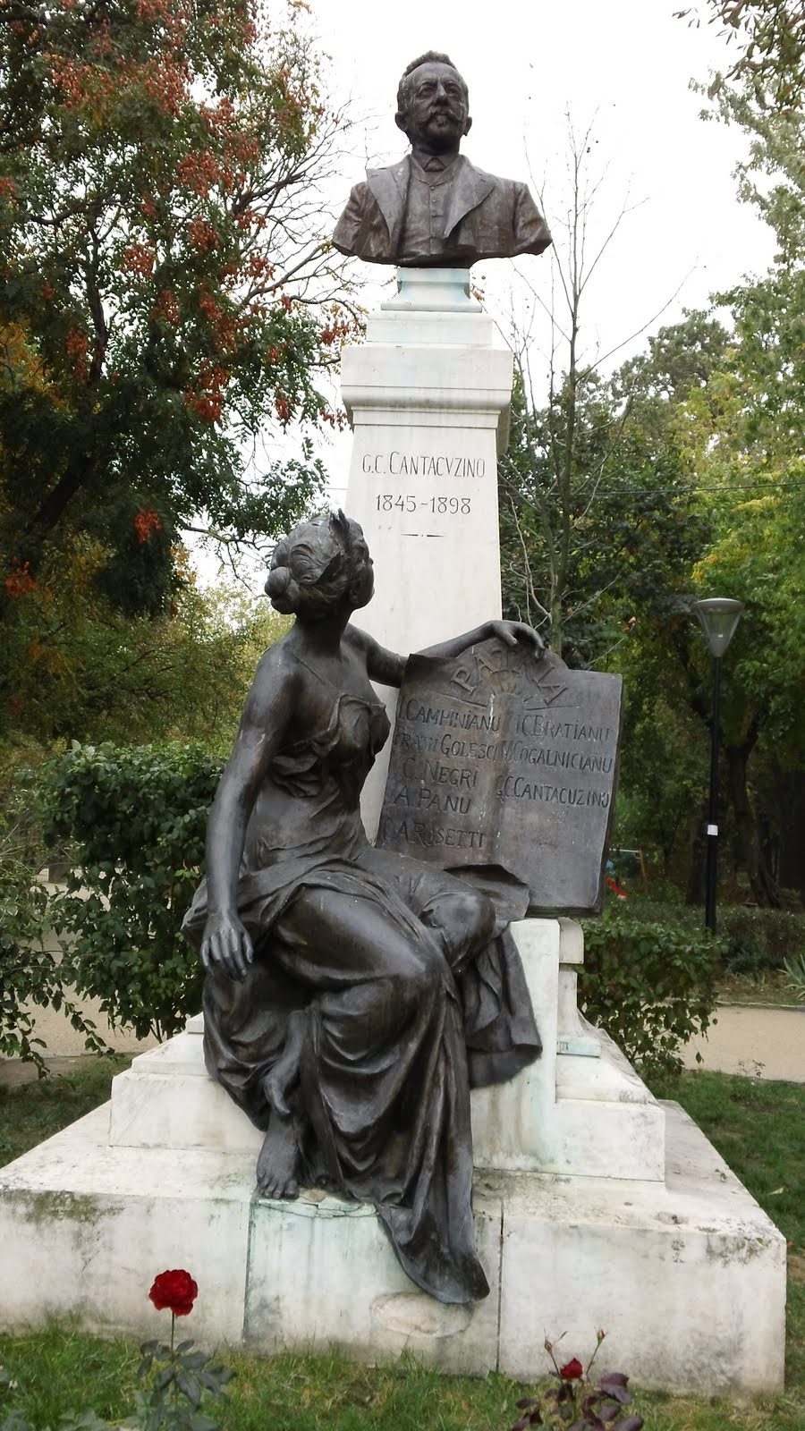 Statui si monumente din Bucuresti: Gogu Cantacuzino