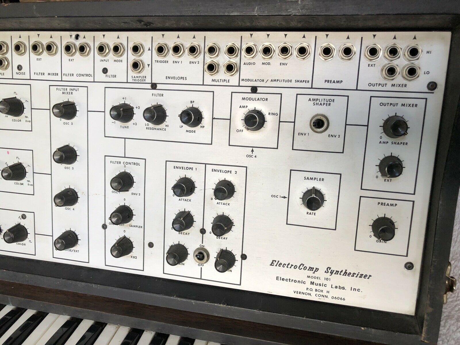 MATRIXSYNTH: EML ElectroComp 101 Keyboard Synthesizer