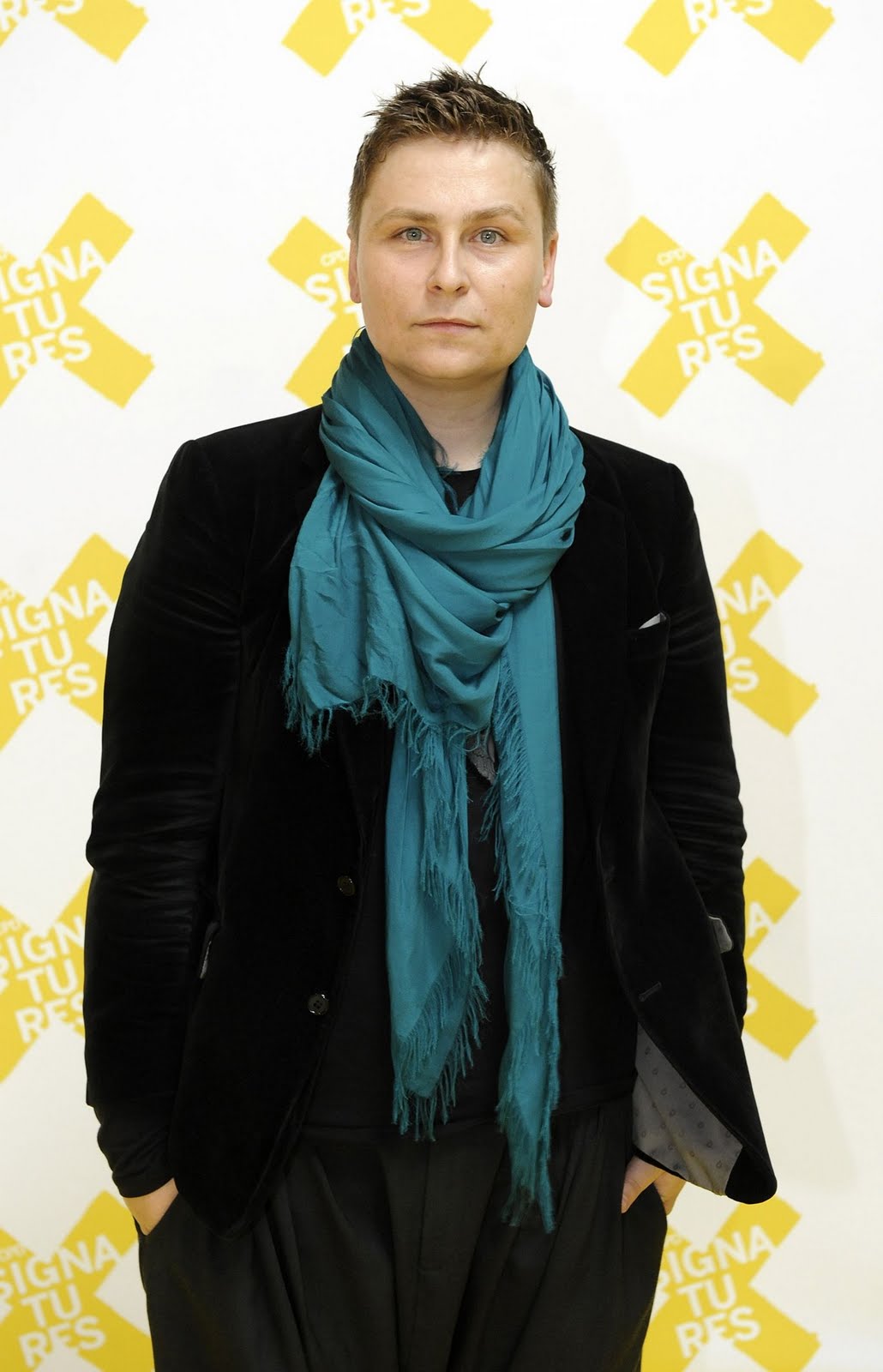 CPD Signatures: Dawid Tomaszewski mit sinnlicher Modenschau